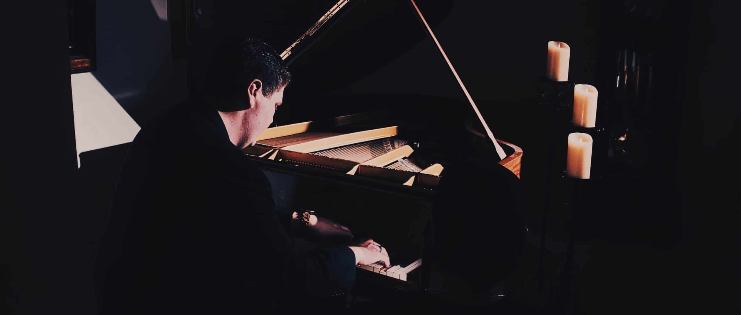 Michael Evan Moore Music Home - Torrance CA | Recording/Mixing/Scoring